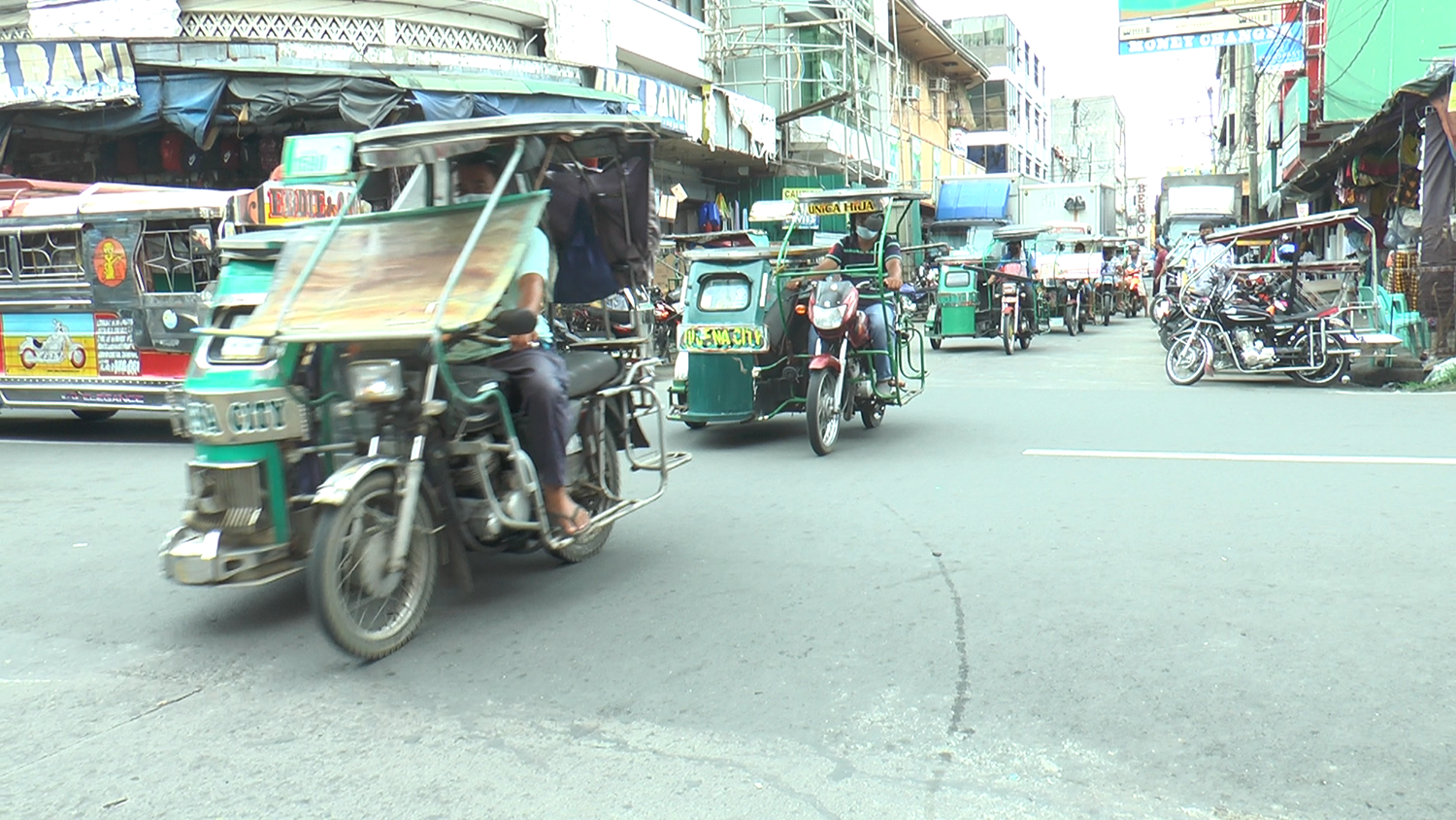 Bagong taripa sa tricycle, P20 na sa Lucena City - Inaprubahan ng ...