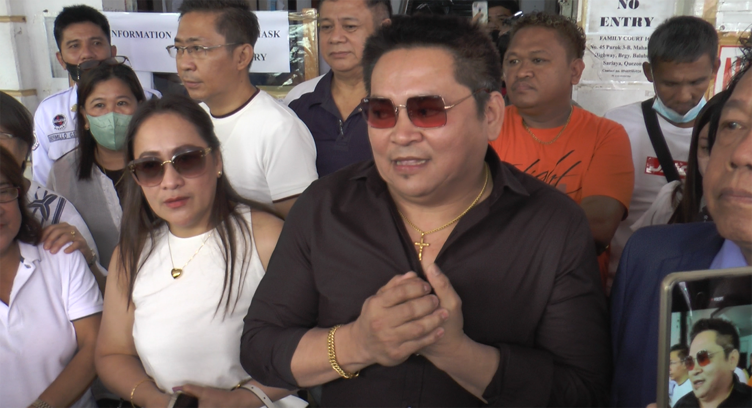 Mga pulis na pumatay sa anak ni Sariaya, Quezon Mayor Gayeta, hinatulan ...